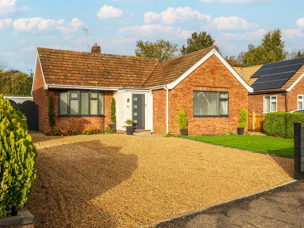 3 bed detached bungalow for sale in Partridge Way, Norwich NR6, £ ...