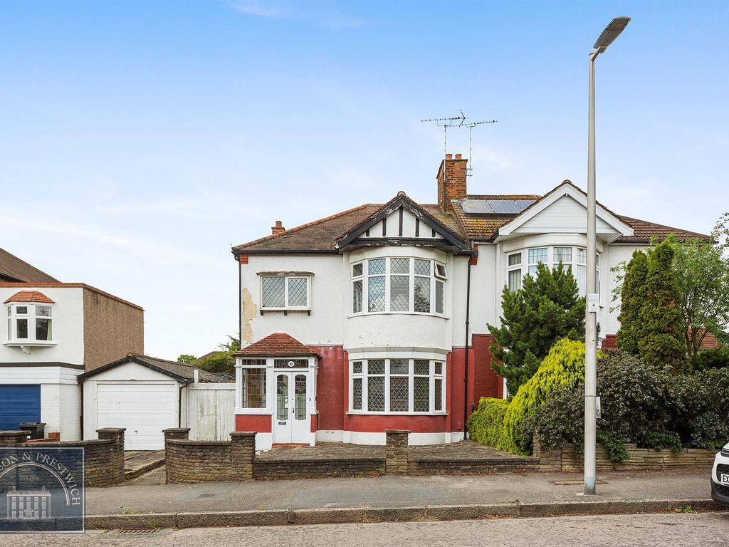 3 Bed Semi Detached House For Sale In Wordsworth Avenue London E18 £