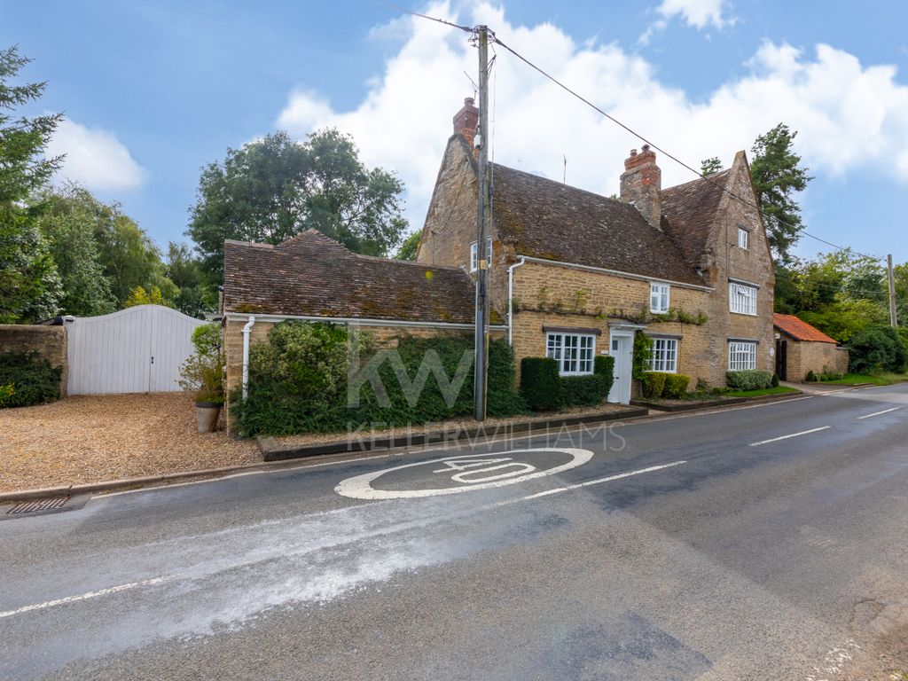 2 bed semi-detached house for sale in Manor Cottage, Quinton ...