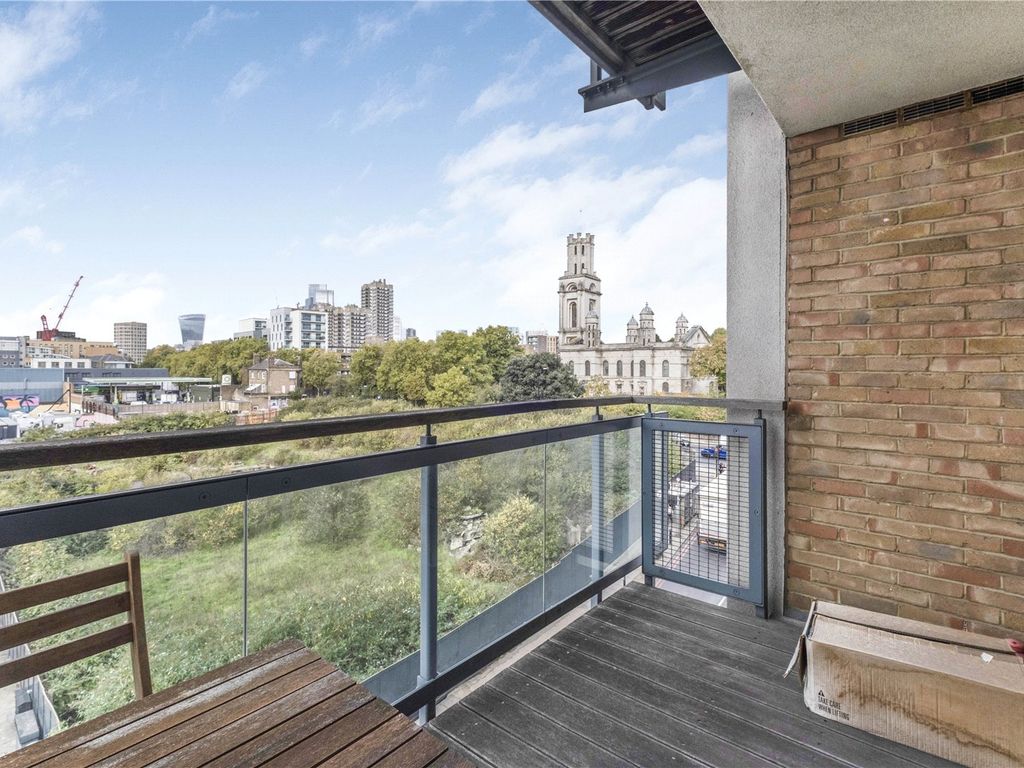 2 bed flat for sale in Wapping Lane, London E1W - Zoopla