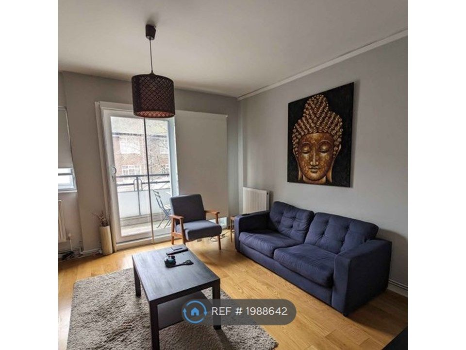 Room to rent in Adrian House, London SW8, £1,000 pcm - Zoopla
