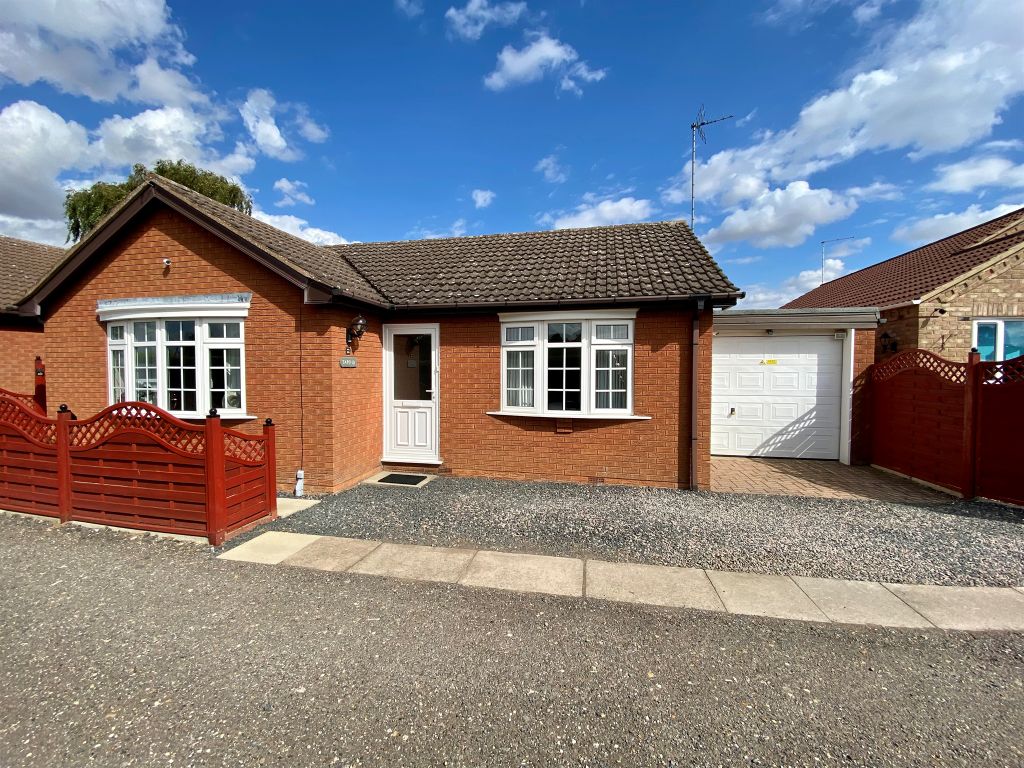 2 Bed Detached Bungalow For Sale In Church Road Emneth Wisbech Pe14