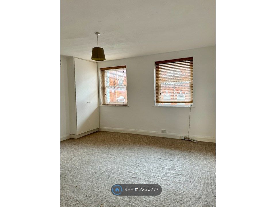 Studio to rent in Hanson Street, London W1W, £1,450 pcm - Zoopla