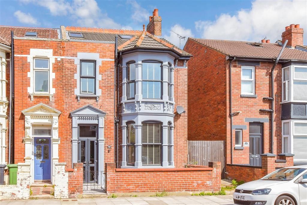 4 bed end terrace house for sale in Oriel Road, Portsmouth, Hampshire ...