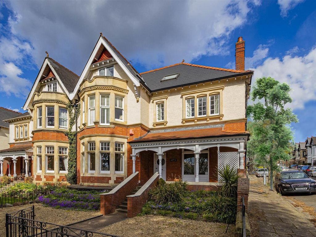 3 bed flat to rent in Ty-Draw Place, Roath, Cardiff CF23 - Zoopla