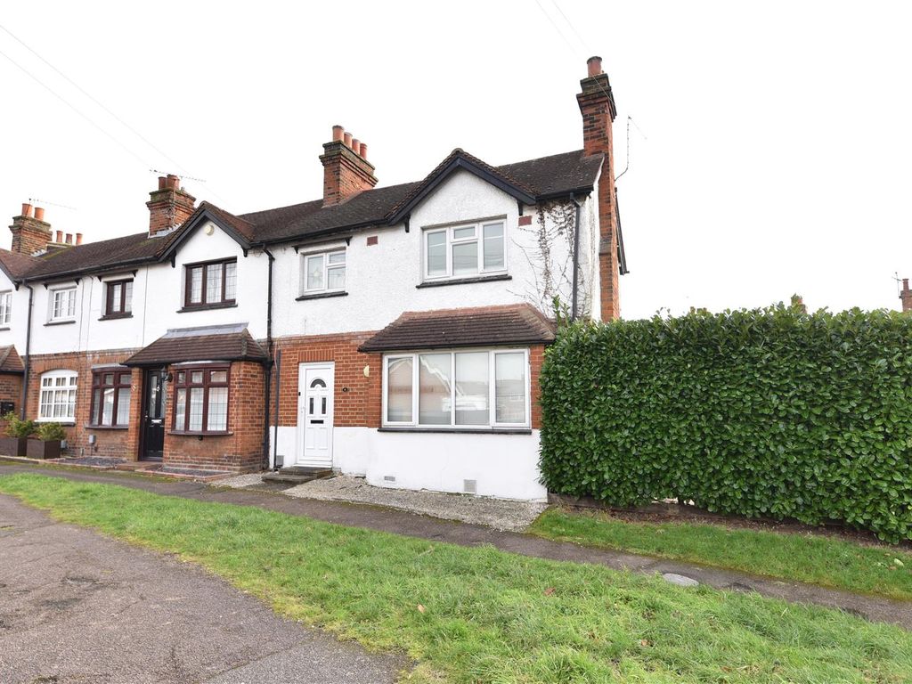 3 bed semi-detached house for sale in Haycroft Road, Stevenage SG1, £ ...