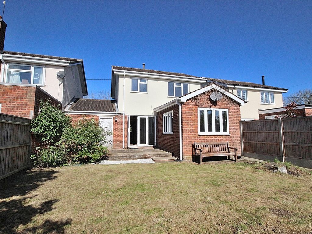 3 Bed Link Detached House For Sale In Keysoe Road Thurleigh Bedford