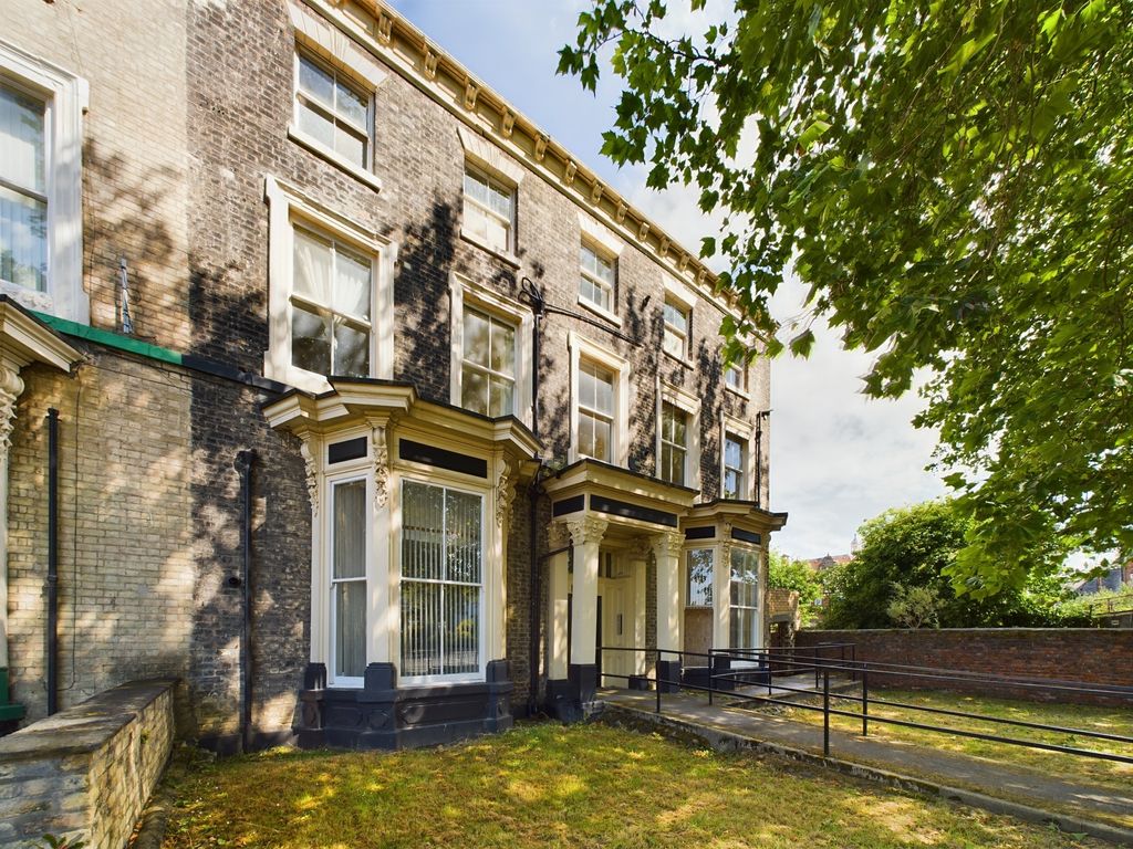 9 bed block of flats for sale in Beverley Road, Hull HU3, £365,000 - Zoopla