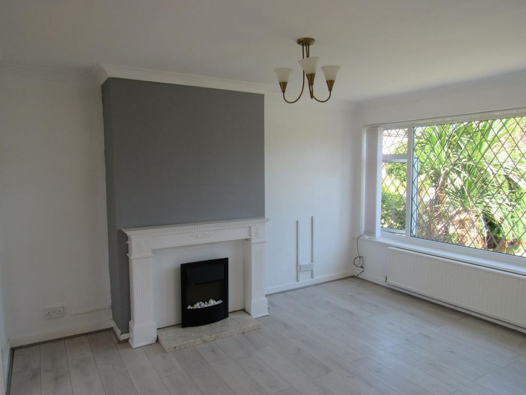 3 Bed Semi Detached House For Sale In Kendal Drive Great Sutton