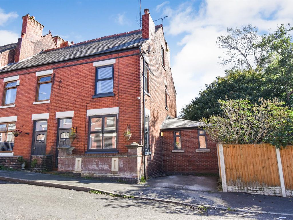 3 Bed End Terrace House For Sale In Wareing Street Tyldesley
