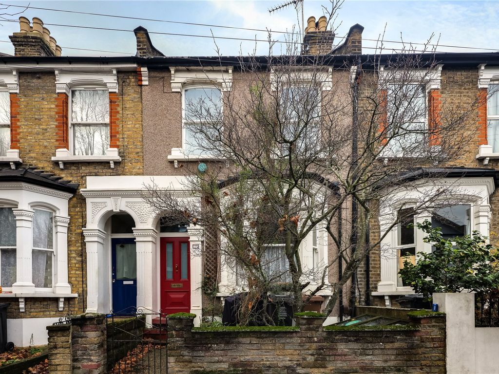 3 bed terraced house for sale in Roding Road, Homerton, London E5 - Zoopla