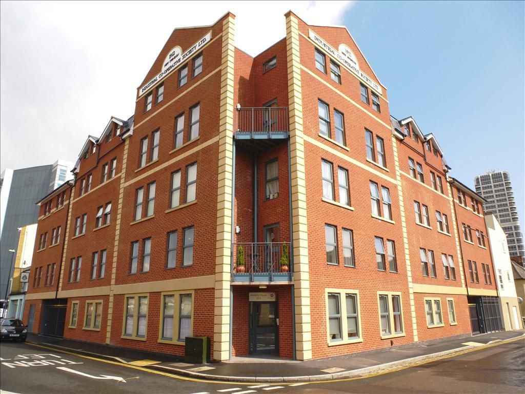1 bed flat to rent in Harding Street, Swindon SN1, £775 pcm - Zoopla