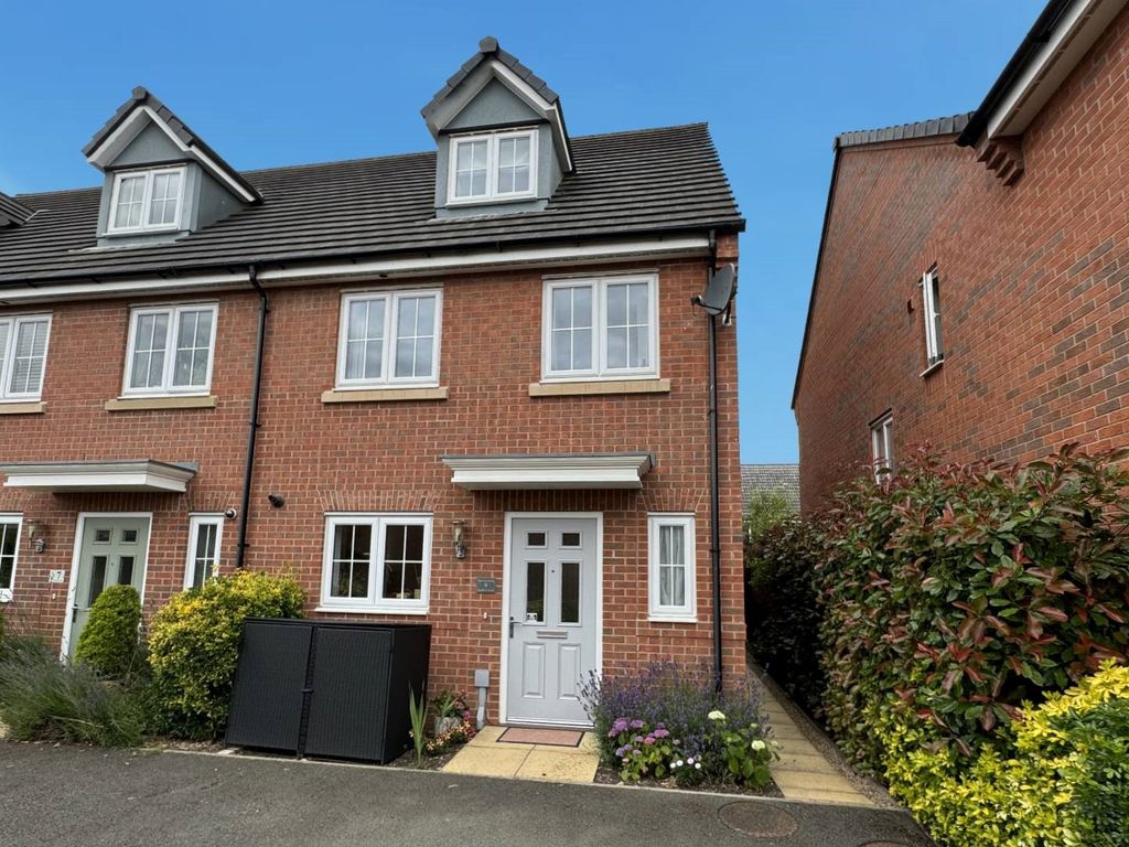 4 Bed End Terrace House For Sale In Bradford Street Market Harborough