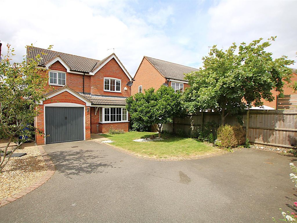 3 bed detached house for sale in Wake Way, Grange Park, Northampton NN4 ...