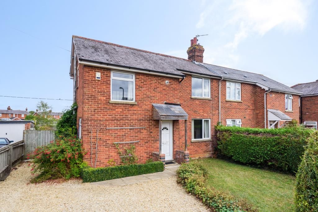 2 bed semi-detached house for sale in Bicester, Oxfordshire OX26 - Zoopla