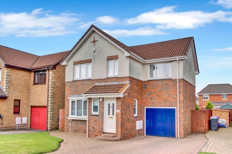 4 bed villa for sale in 19 Forge Vennel, Kilwinning KA13, £220,000 - Zoopla
