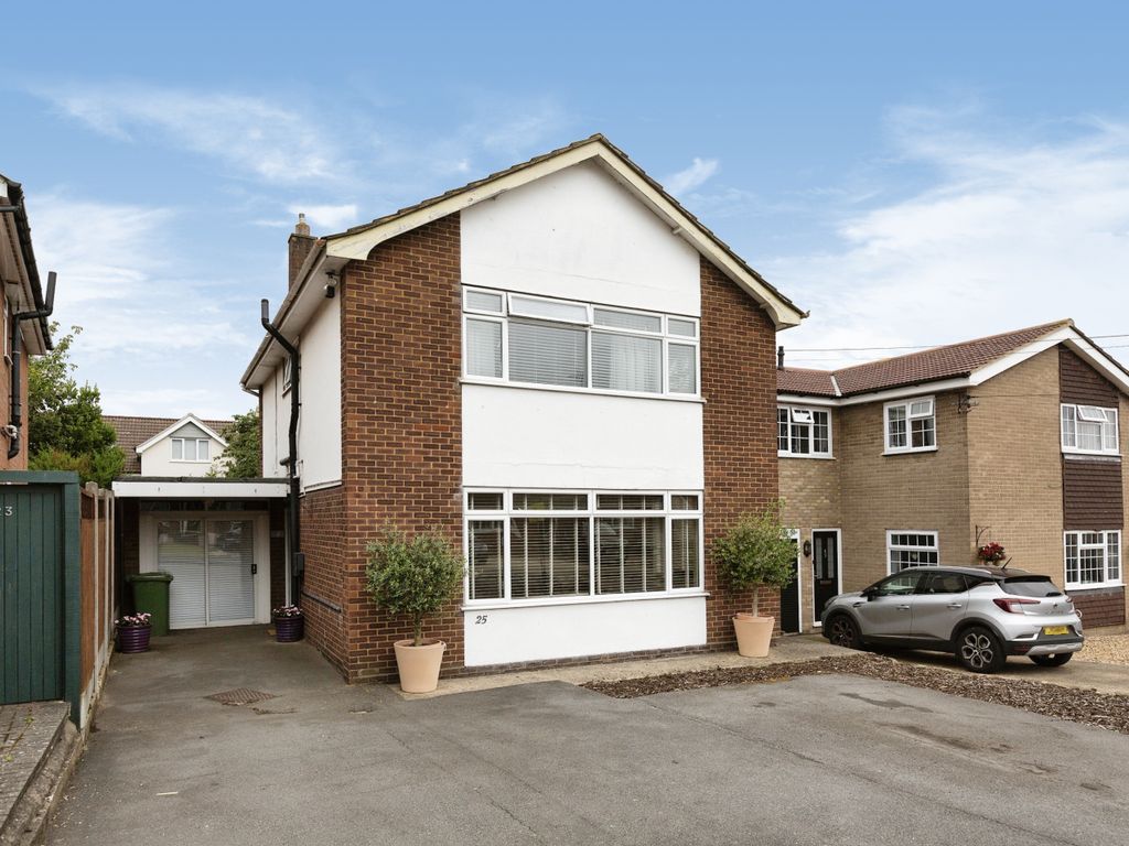 4 bed detached house for sale in Maude Road, Hextable, Swanley, Kent ...