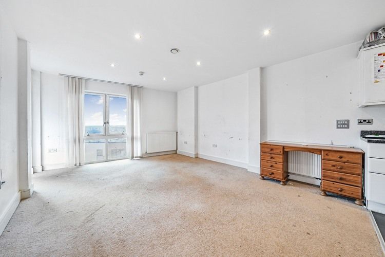 1 bed flat for sale in Trident Point, Harrow, London HA1, £72,500 - Zoopla