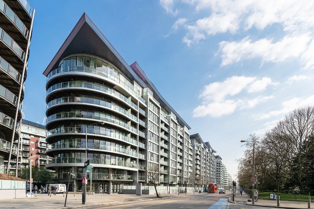 Property to rent in Car Park, 374 Queenstown Road SW11 - Zoopla