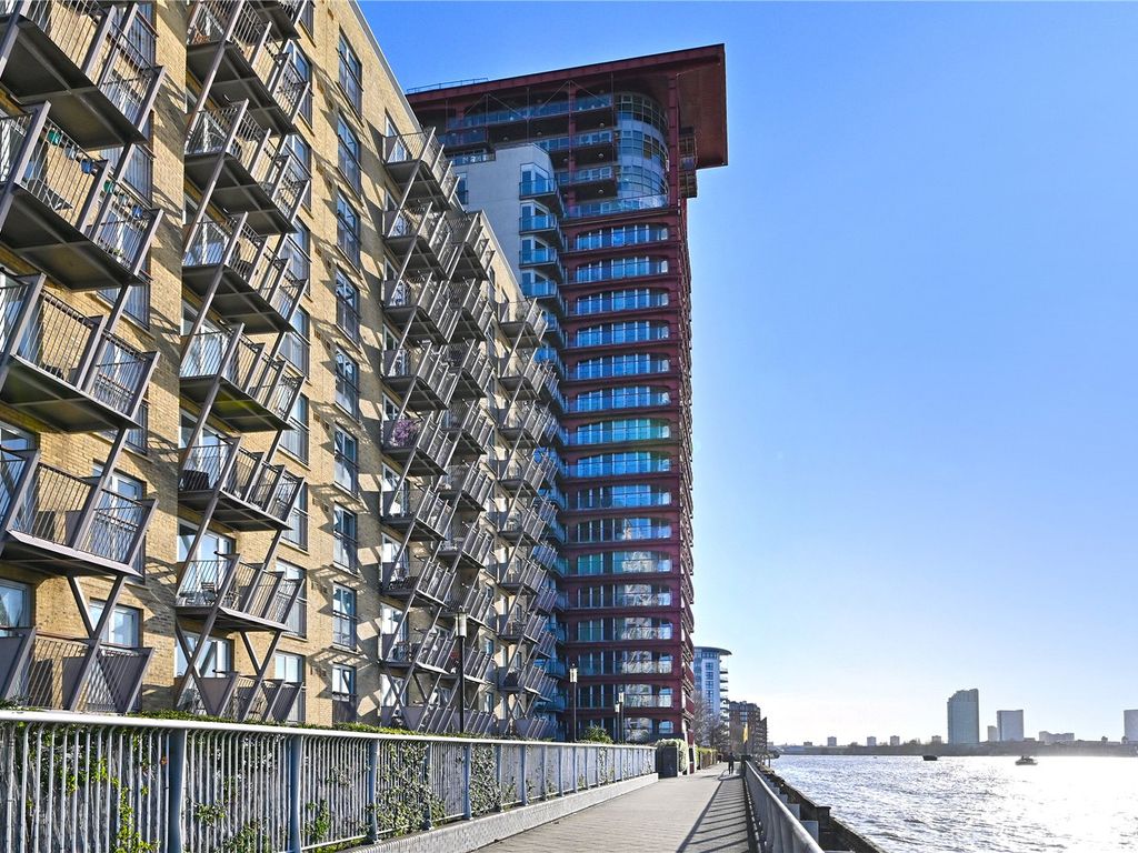 1 bed flat for sale in Seacon Tower, 5 Hutchings Street, Isle Of Dogs ...