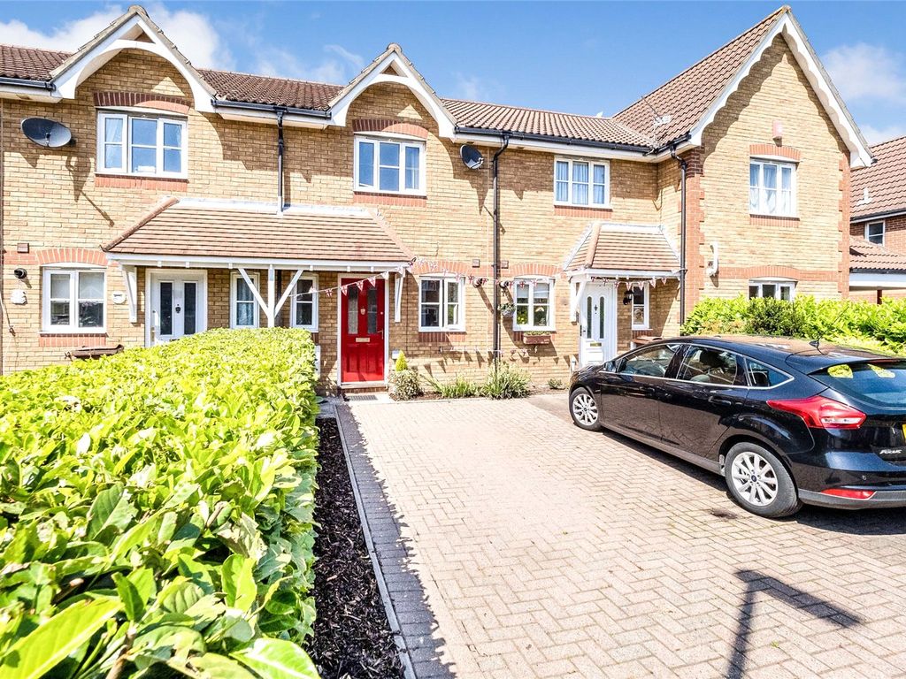 2 Bed Terraced House For Sale In Bluebell Close Rush Green Romford