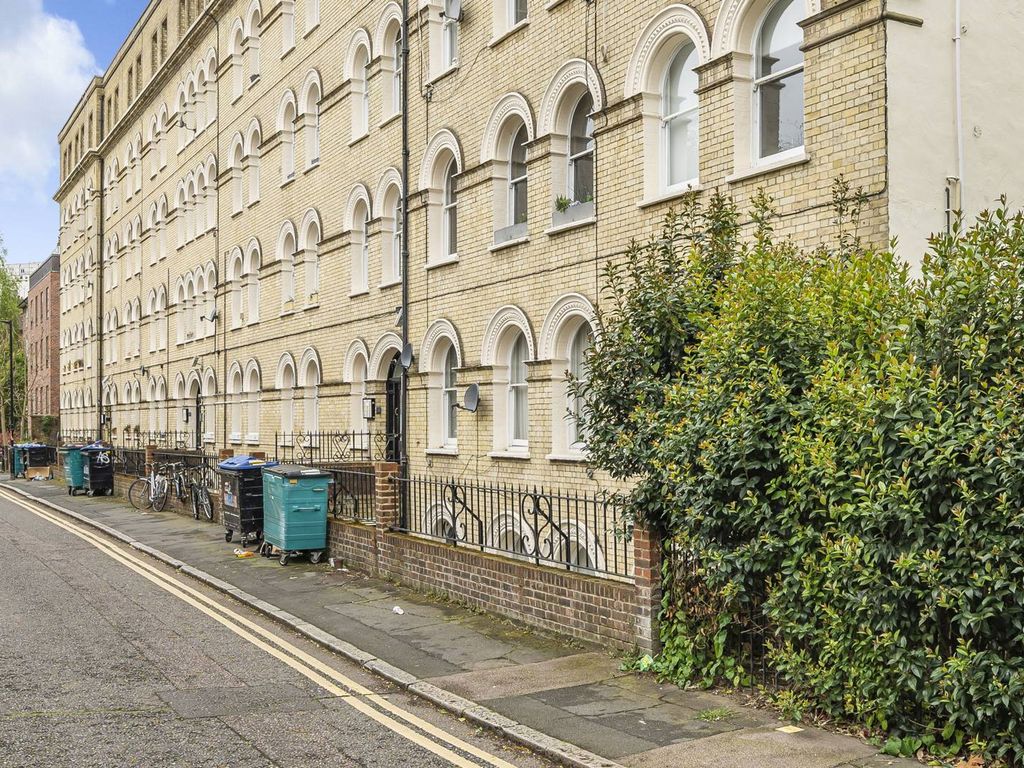 1 bed flat to rent in Bath House, Bath Terrace, London SE1, Elephant ...