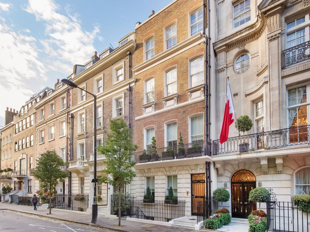 8 bed terraced house for sale in Upper Brook Street, London W1K, £ ...
