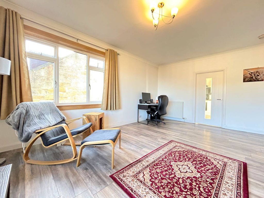 4 bed flat for sale in Cross Brae, Shieldhill FK1 - Zoopla