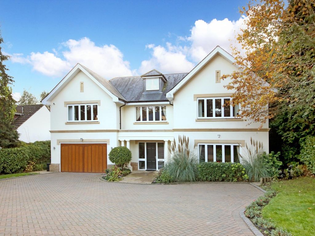 5 bed detached house for sale in Fulmer Drive, Gerrards Cross SL9 - Zoopla