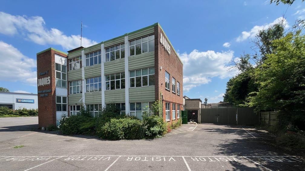 Industrial to let in Fircroft Way, Edenbridge, Kent TN8, £475,875 pa ...