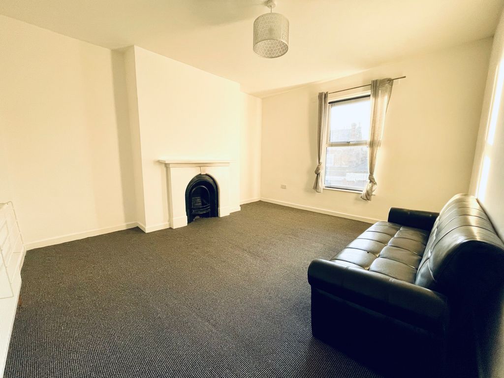 1 bed flat to rent in Rice Lane, Walton, Liverpool L9, £600 pcm - Zoopla