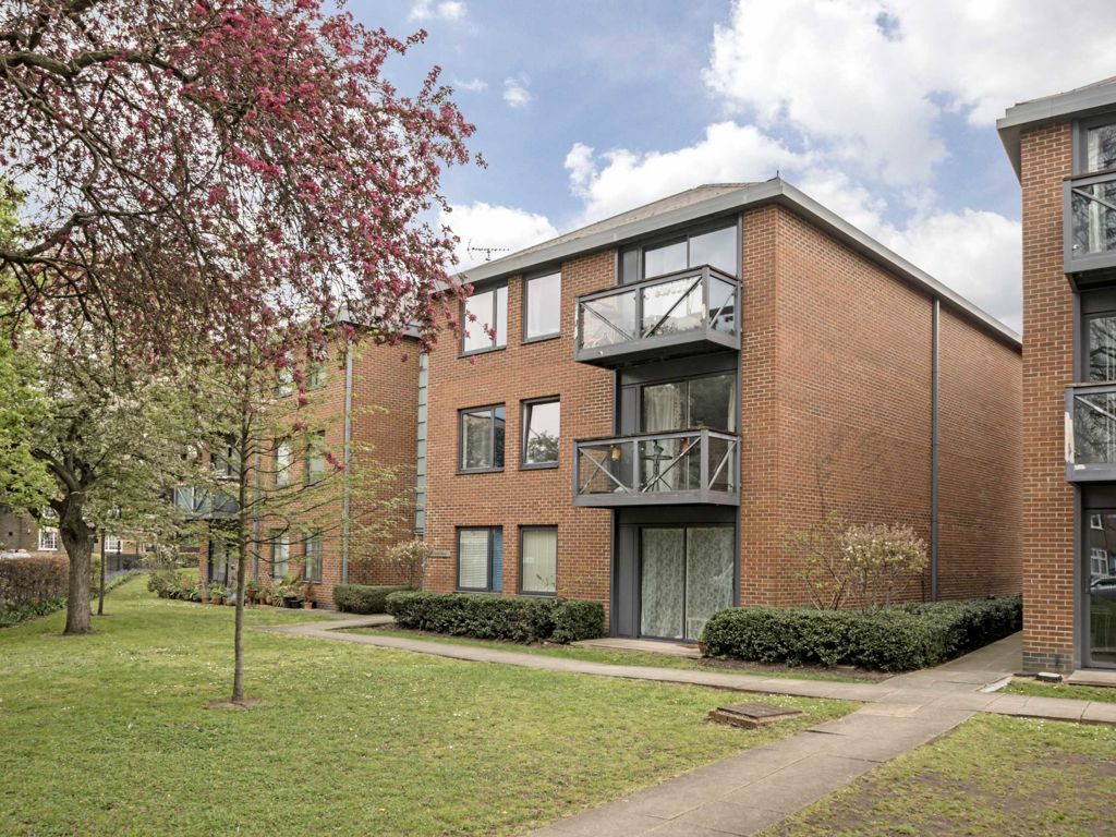 2 bed flat for sale in Union Lane, Isleworth TW7 - Zoopla