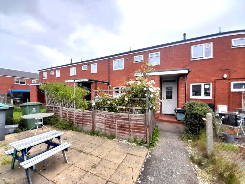 1 bed maisonette for sale in Colliery Road, Wrexham LL11, £90,000 - Zoopla