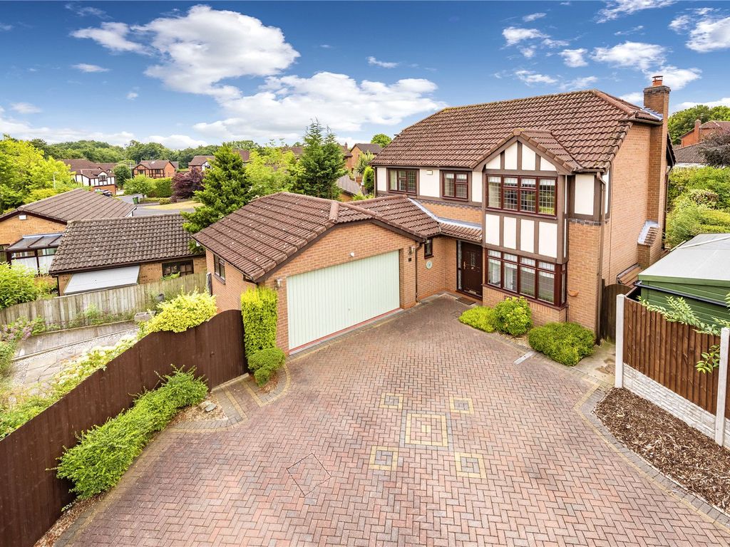 4 bed detached house for sale in Worfe Close, Randlay, Telford ...