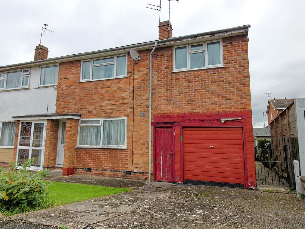 3 Bed Semi Detached House For Sale In Ashton Close Wigston Le18 £