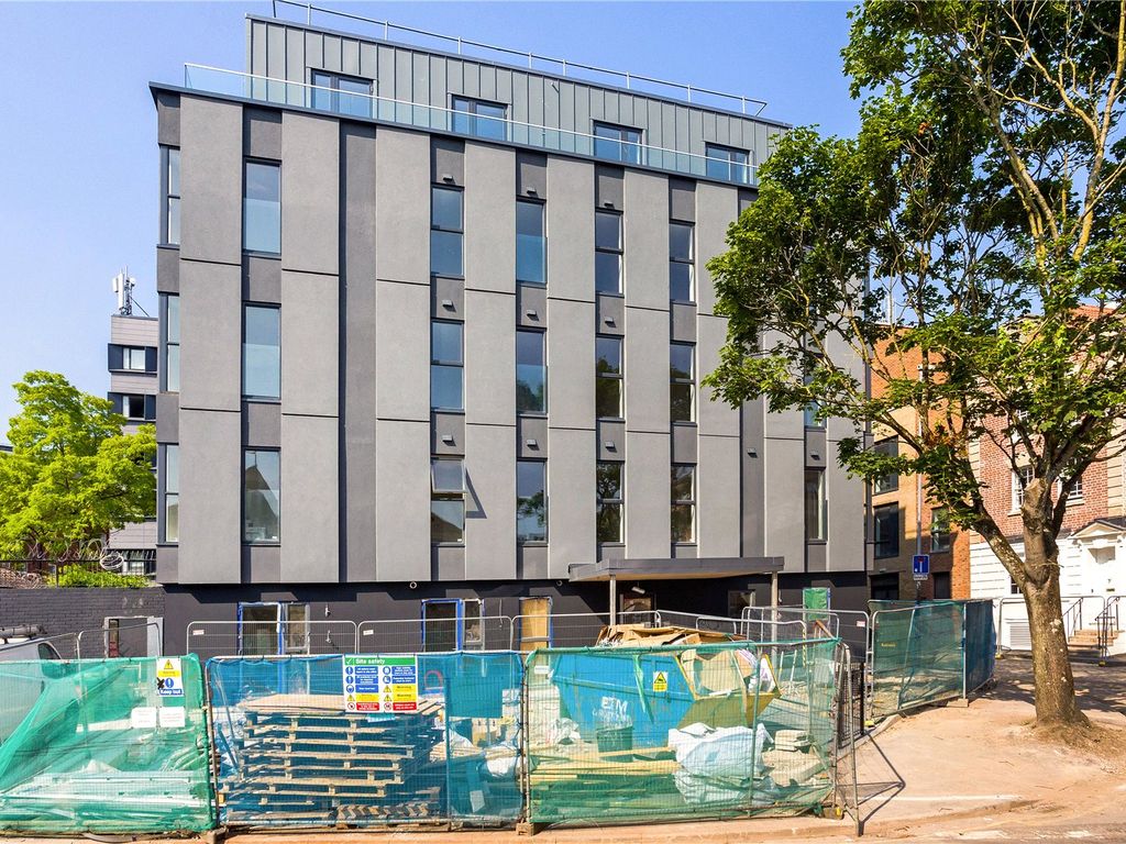 Studio to rent in Upper York Street, Bristol BS2 - Zoopla