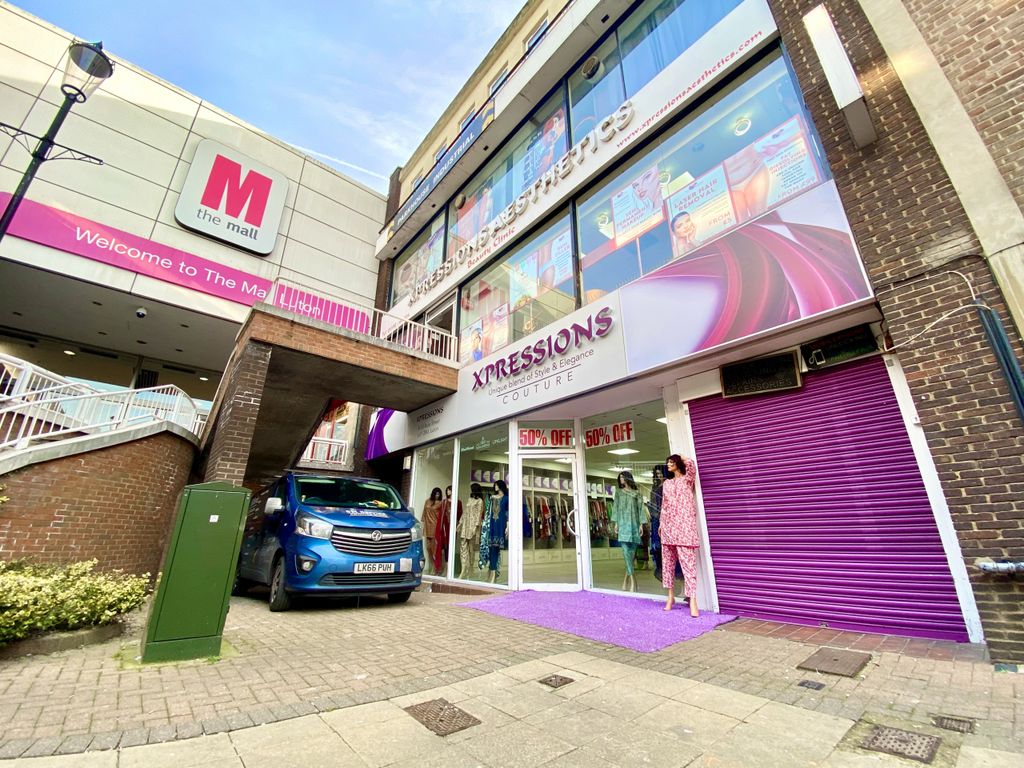 Retail premises to let in 8-10 Bute Street, Luton, Bedfordshire LU1 ...