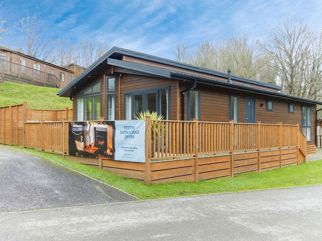 New home, 3 bed lodge for sale in Finlake Resort & Spa, Chudleigh ...