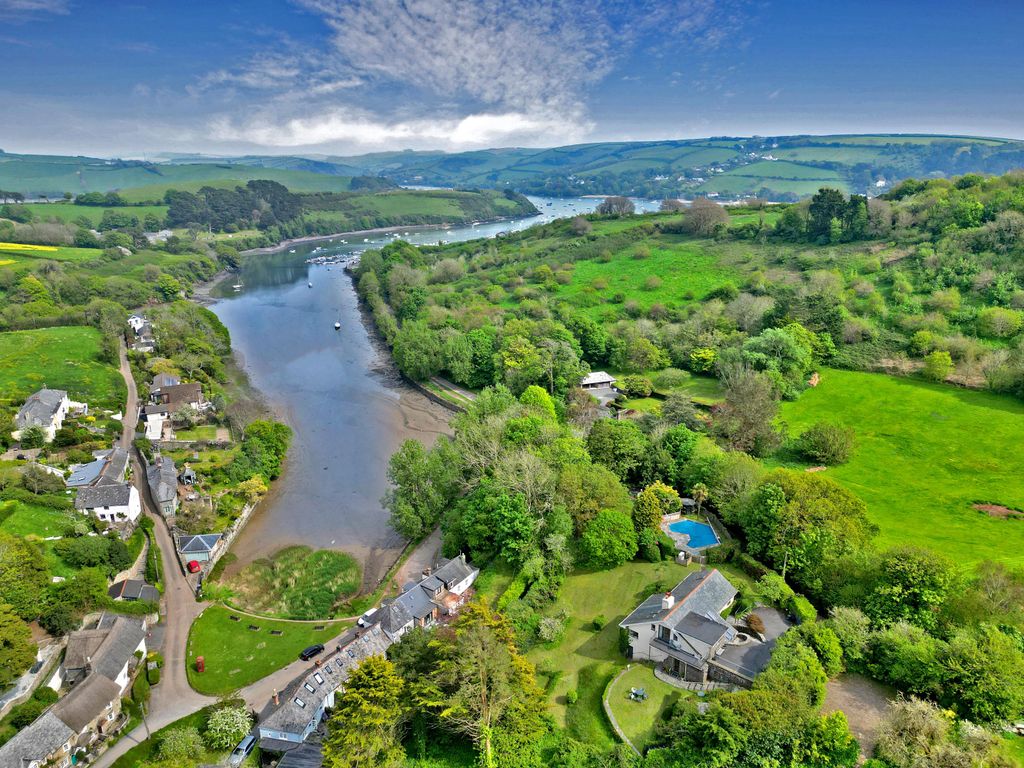 6 bed detached house for sale in Higher Batson, Salcombe, Devon TQ8, £ ...