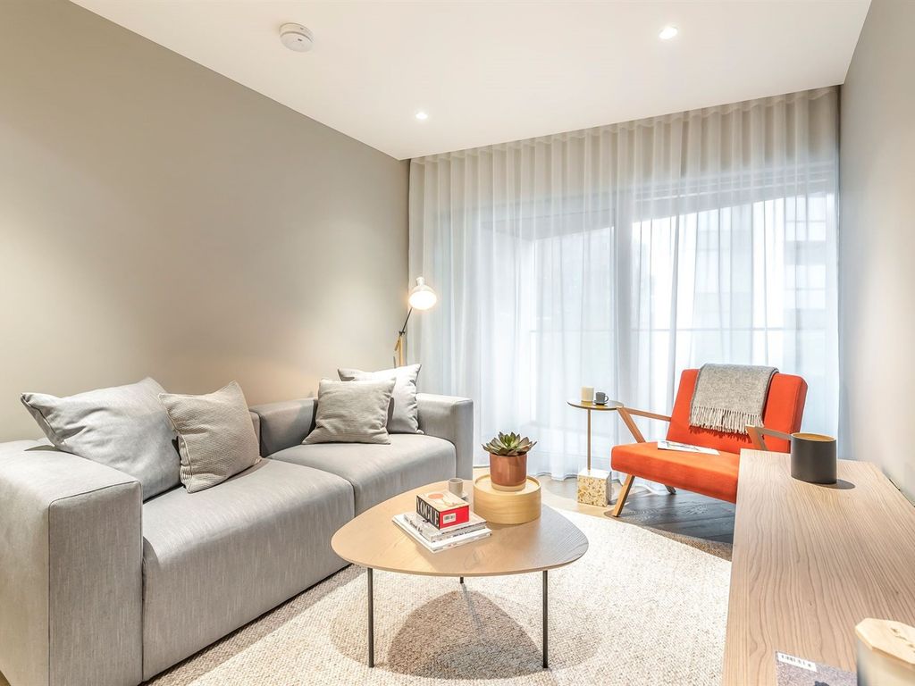 1 bed flat to rent in No.4, Upper Riverside, Cutter Lane, Greenwich ...