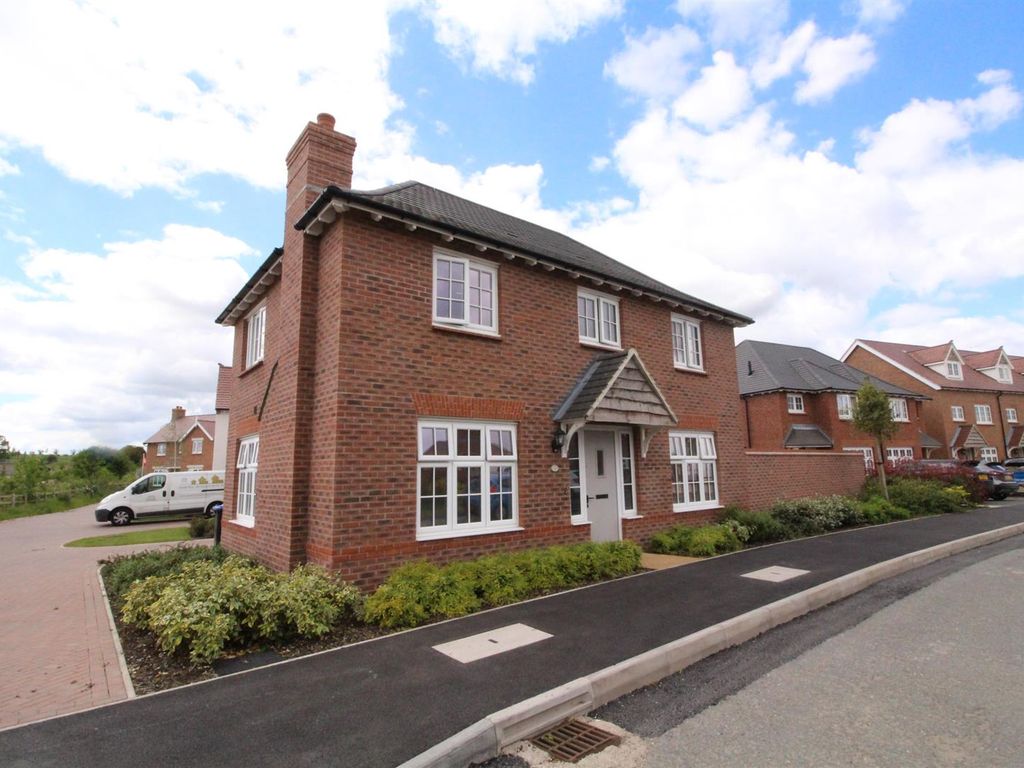 3 bed detached house to rent in Near Birch Road, Houlton, Rugby CV23, £1,600 pcm - Zoopla
