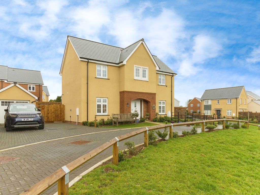 4 bed detached house for sale in Foxglove Lane, Tavistock, Devon PL19 ...