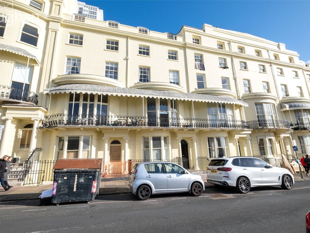 Studio to rent in Regency Square, Brighton BN1, £1,250 pcm - Zoopla