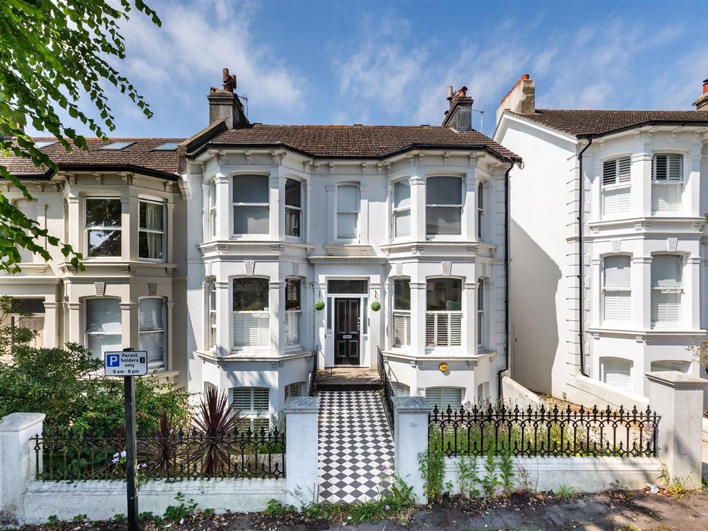 1 bed flat for sale in Beaconsfield Villas, Brighton BN1, £290,000 - Zoopla
