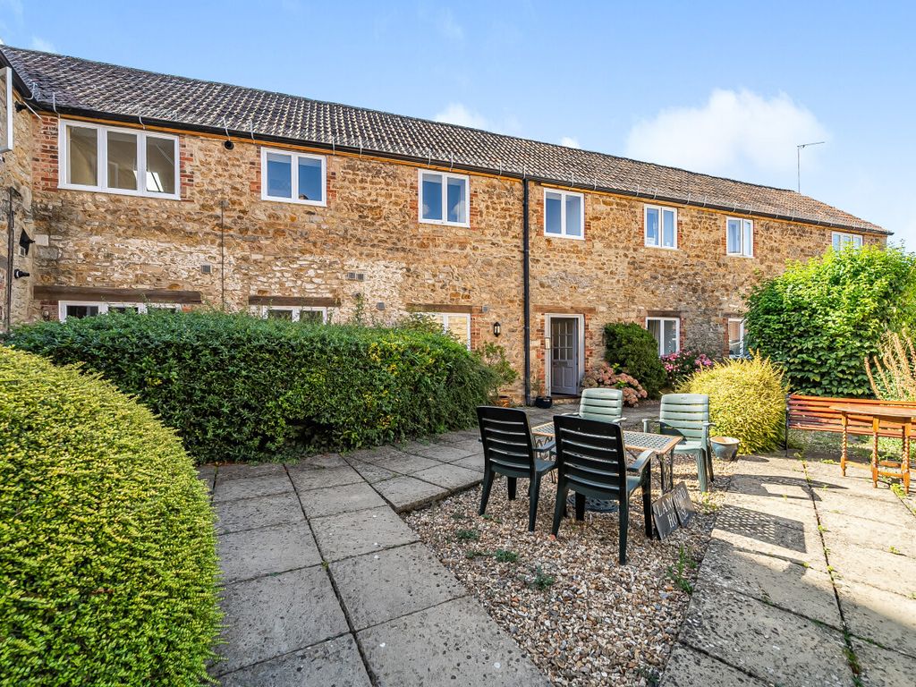 1 bed flat for sale in Gloucester Street, Faringdon, Oxfordshire SN7, £ ...