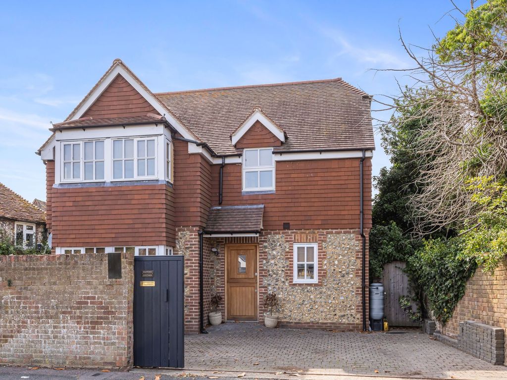 3 bed detached house for sale in Saltings Way, Upper Beeding BN44, £ ...