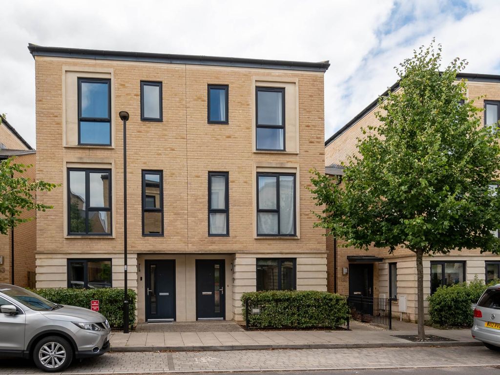 4 bed town house to rent in 67 Mulberry Way, Bath BA2, £3,050 pcm - Zoopla