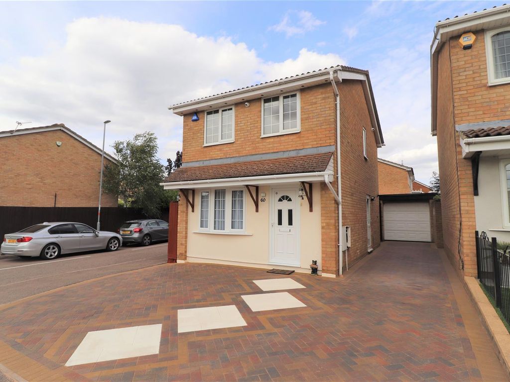 3 Bed Detached House For Sale In Fleetwind Drive East Hunsbury