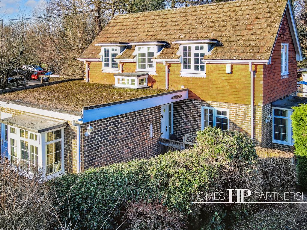 3 bed detached house for sale in Rectory Lane, Ifield RH11 - Zoopla