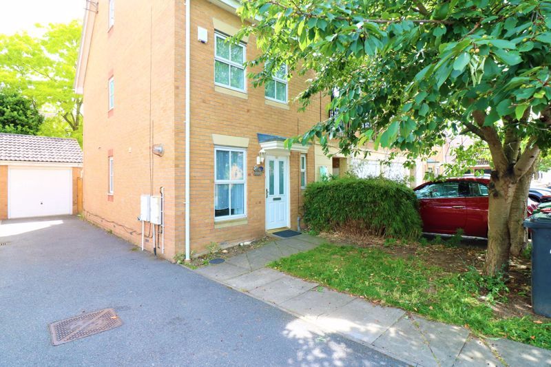 3 bed terraced house to rent in Scholars Walk, Langley, Slough SL3, £ ...